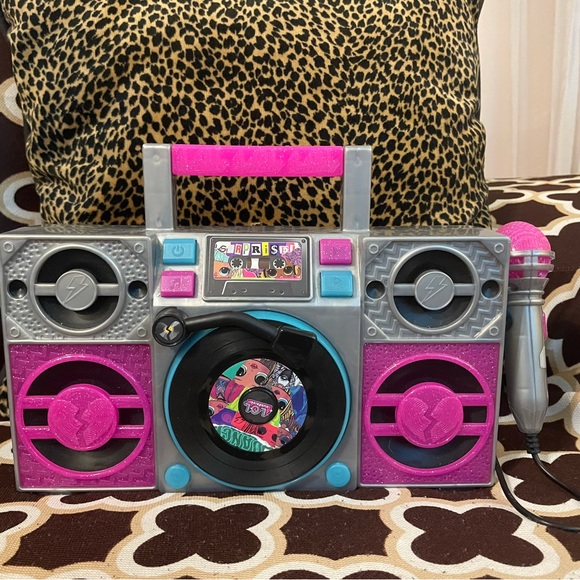 L.O.L. Surprise! | Toys | Lol Surprise Remix Bluetooth Mp3 Boombox ...